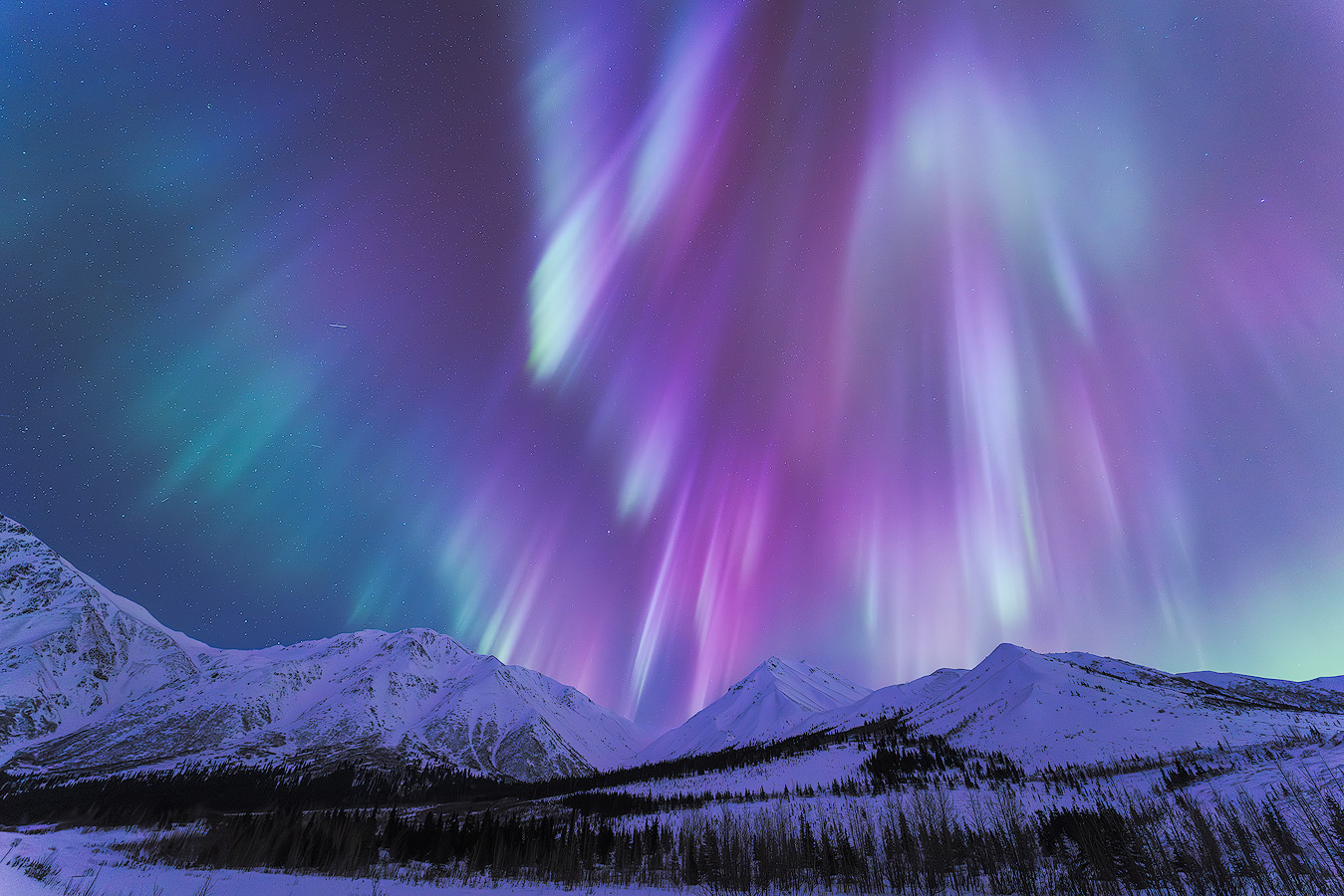 Colors of the Northern Lights Explained | Aurora Guide